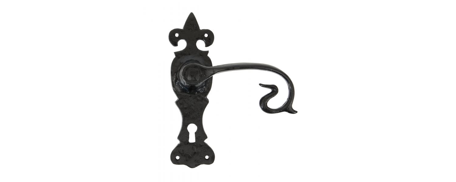 Anvil Black Curly Lever Lock Set